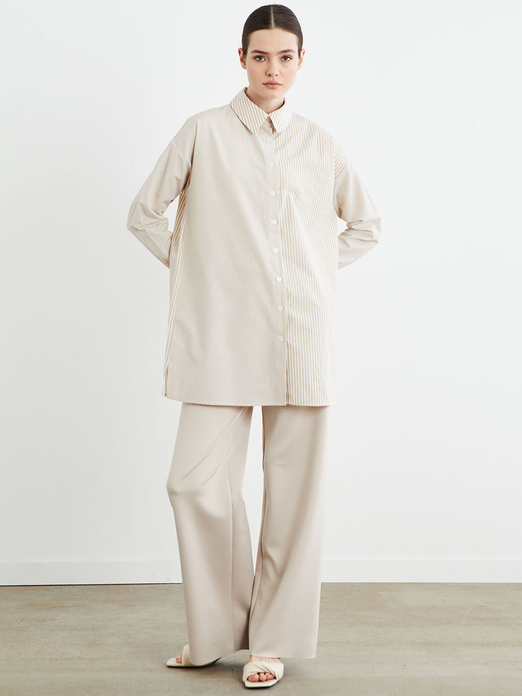 Terzi Dükkanı Önden Düğme Kapamalı Çizgili Uzun Kollu Pamuklu Kadın Gömlek